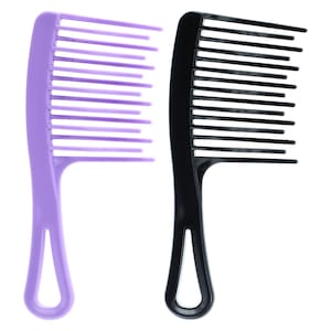 View Easy-To-Hang Detangling Comb, 1 ct.