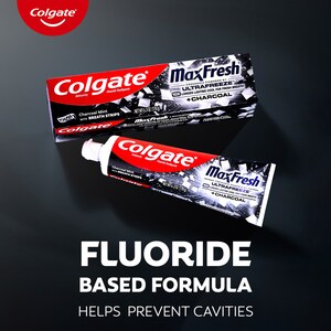 View Colgate MaxFresh Travel Toothpaste