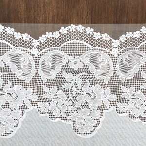 Plastic White Printed-Edge Table Covers, 54x108-in. | Dollar Tree