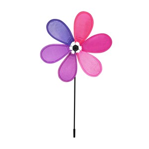 View Flower-Shaped Rainbow Pinwheels