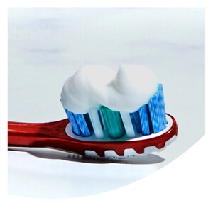 View Colgate Optic White Stain Fighter