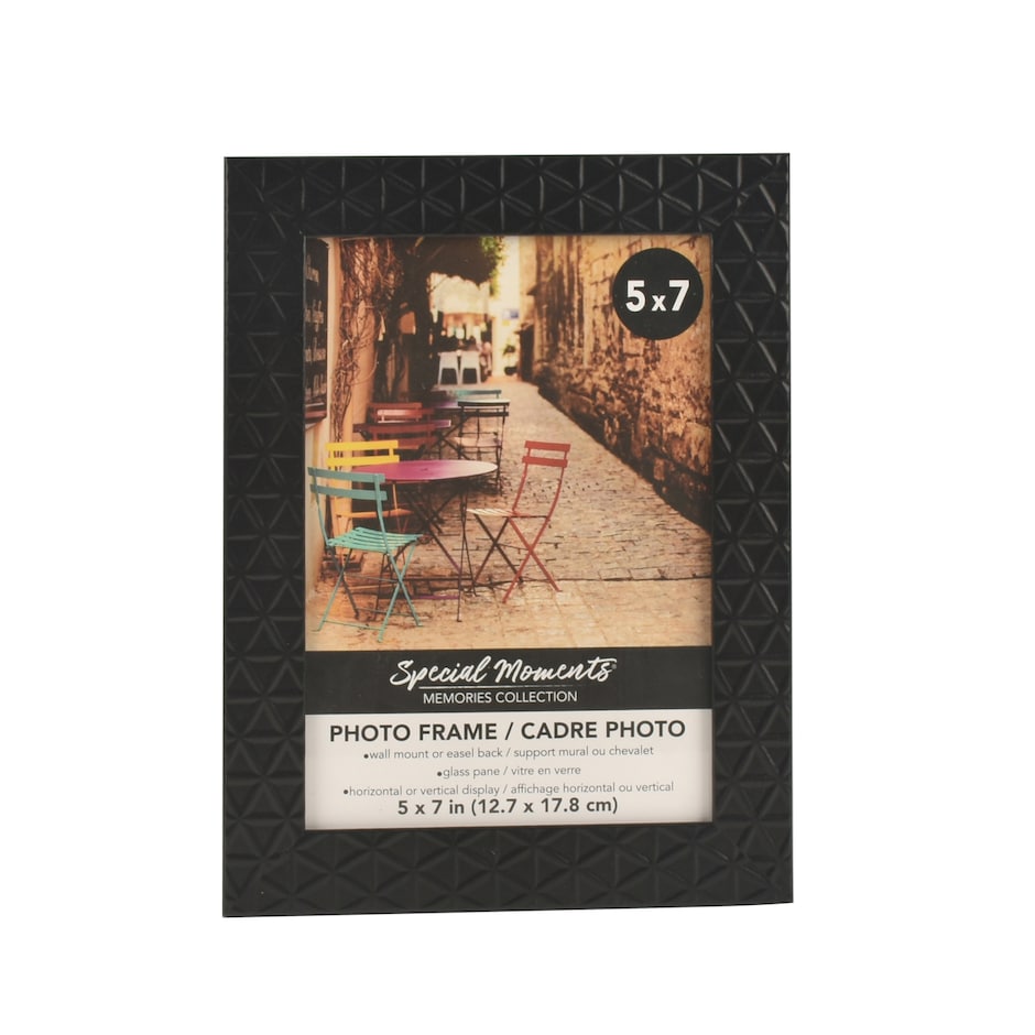 5x7 Picture Frames: Plastic, Floating & More | DollarTree.com
