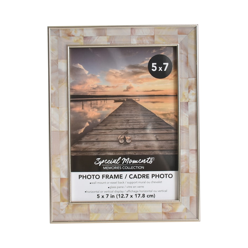 5x7 Picture Frames: Plastic, Floating & More | DollarTree.com