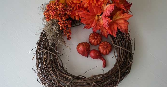 DIY Autumn Willow Wreath