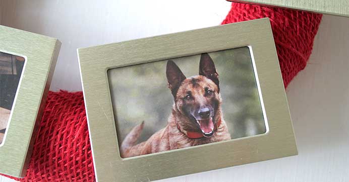 Add frames to wreath