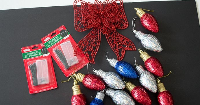 DIY Photo Prop Ornament Frame