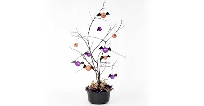 Spooky Tree Centerpieces