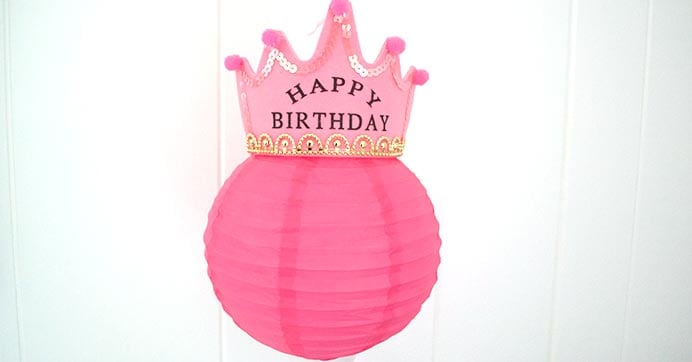 Princess Hanging Lanterns