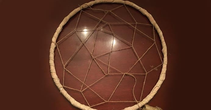 Wrap twine until you'reach the center