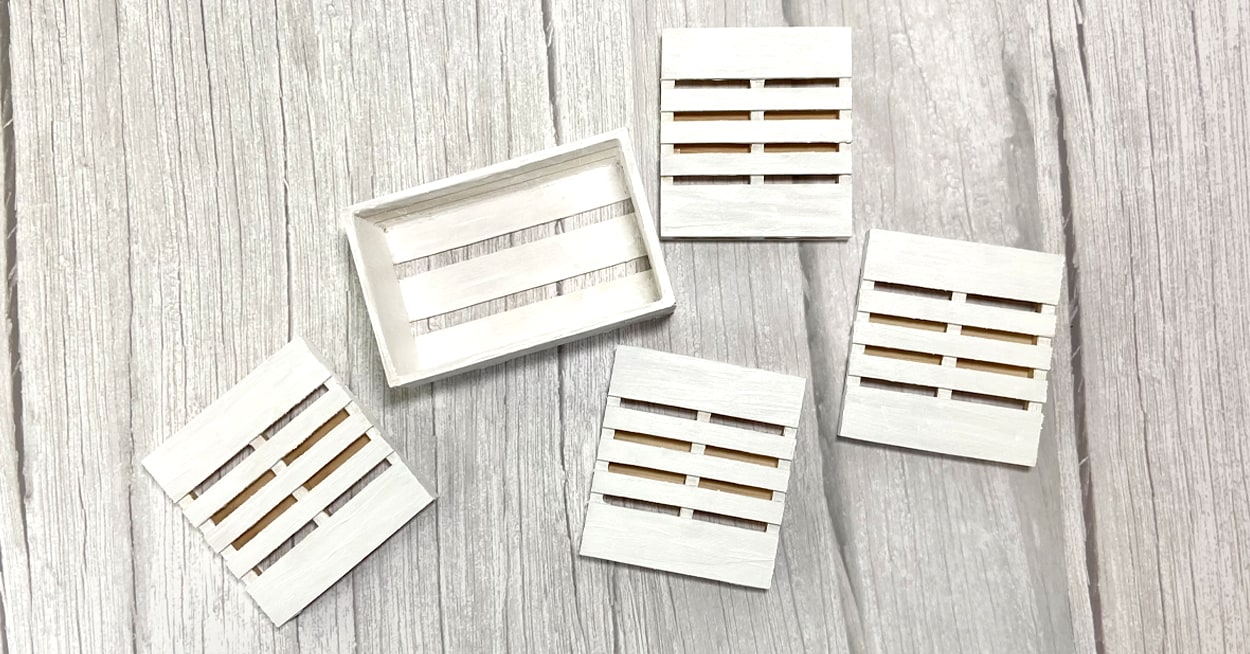 DIY Farmhouse Pallet Coasters | Dollar Tree