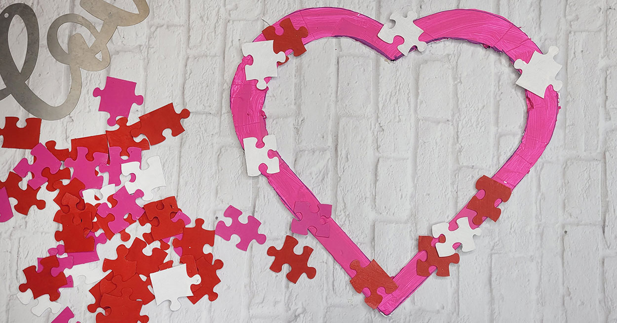 DIY Craft Valentine's Day Puzzle Décor | Dollar Tree