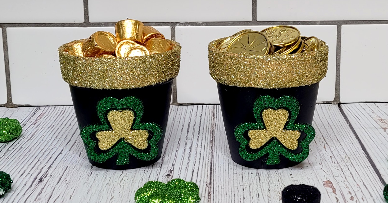 DIY Leprechaun Pot of Gold Craft | Dollar Tree